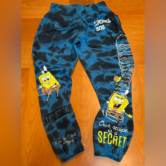 Nickelodeon | Pants & Jumpsuits | Nickelodeon Spongebob Employee Of The ...